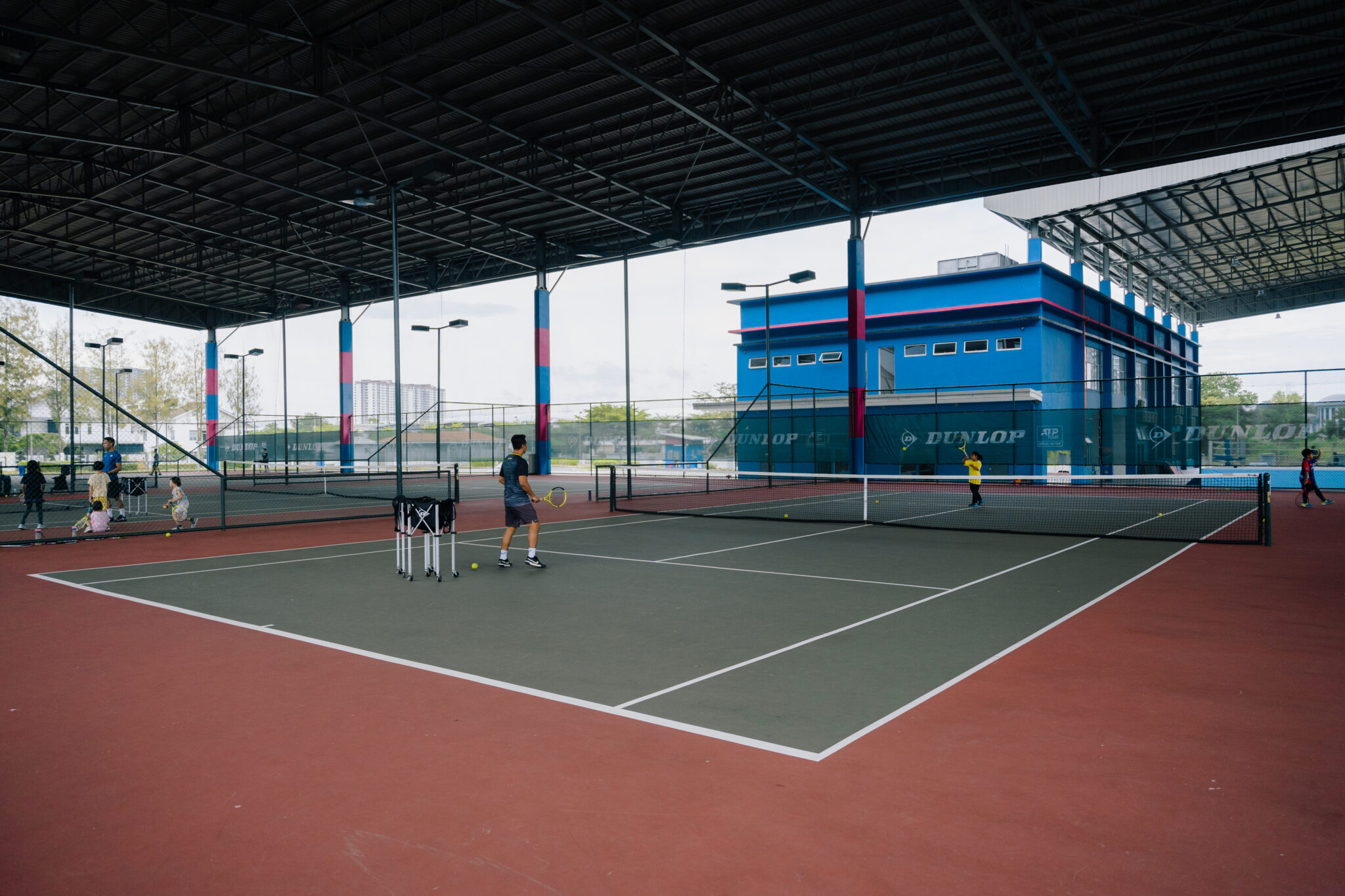 Tennis Indoor – Pusat Kecemerlangan Sukan Johor, Nusa Duta – Stadium Johor
